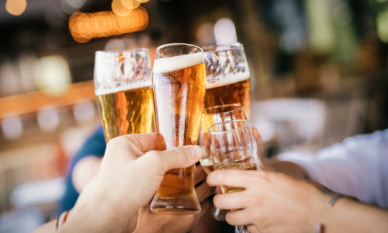 No. 25, Borrelgarnituur + bier, wijn, fris of cocktail bespaar 33% in ...