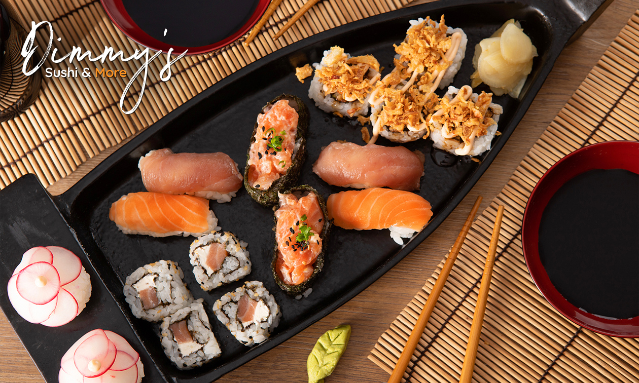 Dimmy's, Sushibox met 16, 32 of 60 stuks + kroepoek + wakame-salade ...