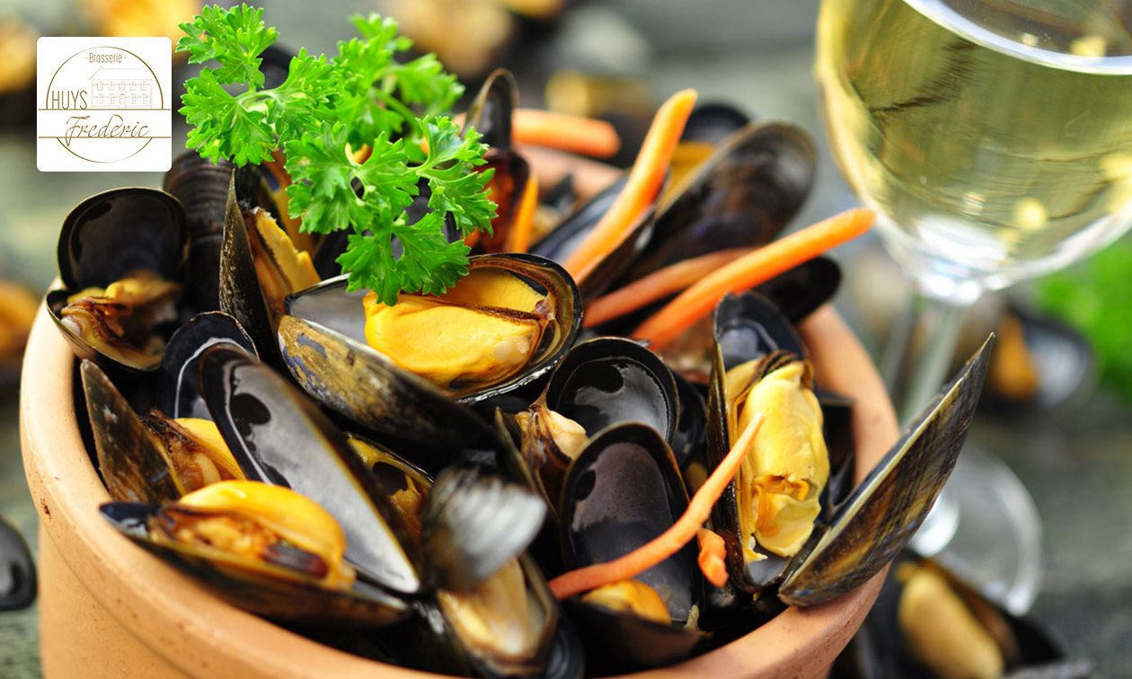 Huys Frederic, Mosselen (1 kg) + friet + saus + aperitief bij Huys ...